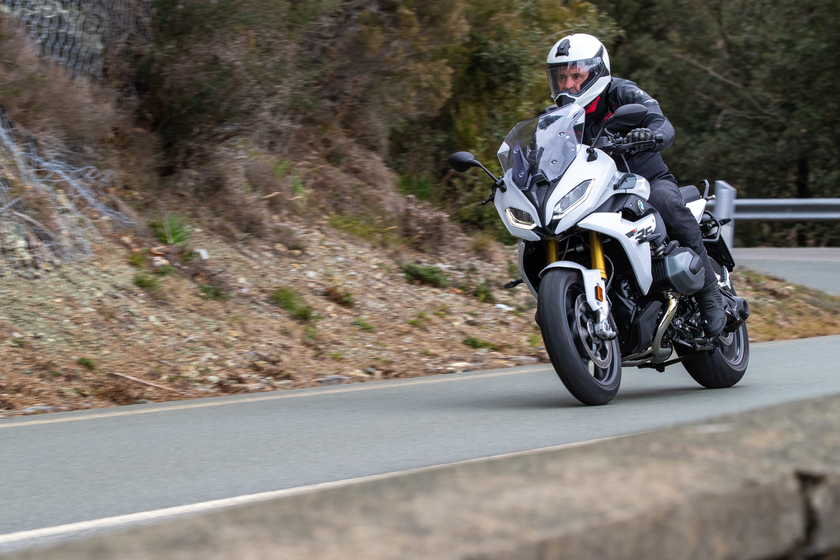 NUOVA BMW R 1250 R / R 1250 RS | PRESENTAZIONE STAMPA NAZIONALE ...