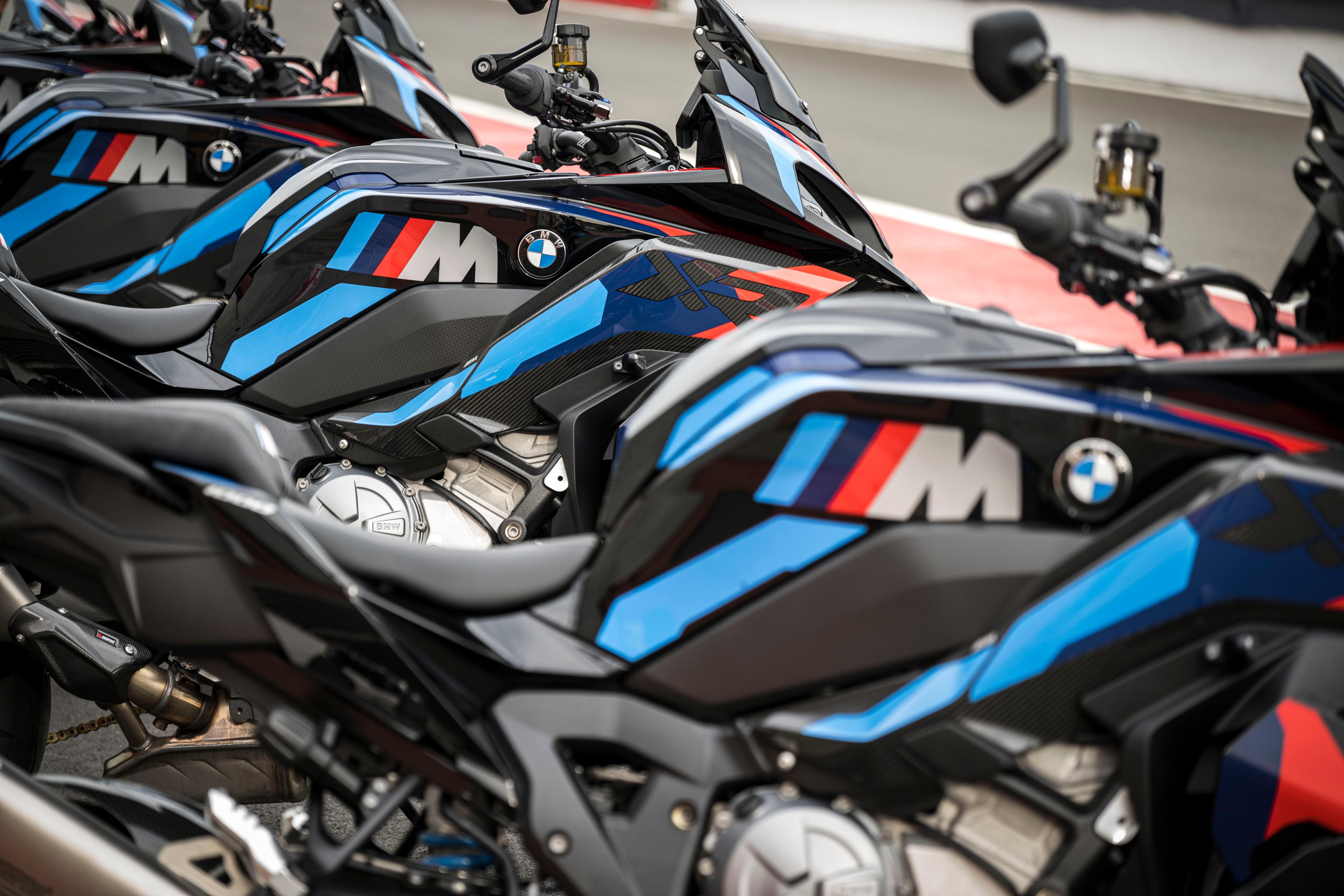 LE NUOVE BMW M 1000 XR e S 1000 XR | PRESENTAZIONE STAMPA NAZIONALE ...
